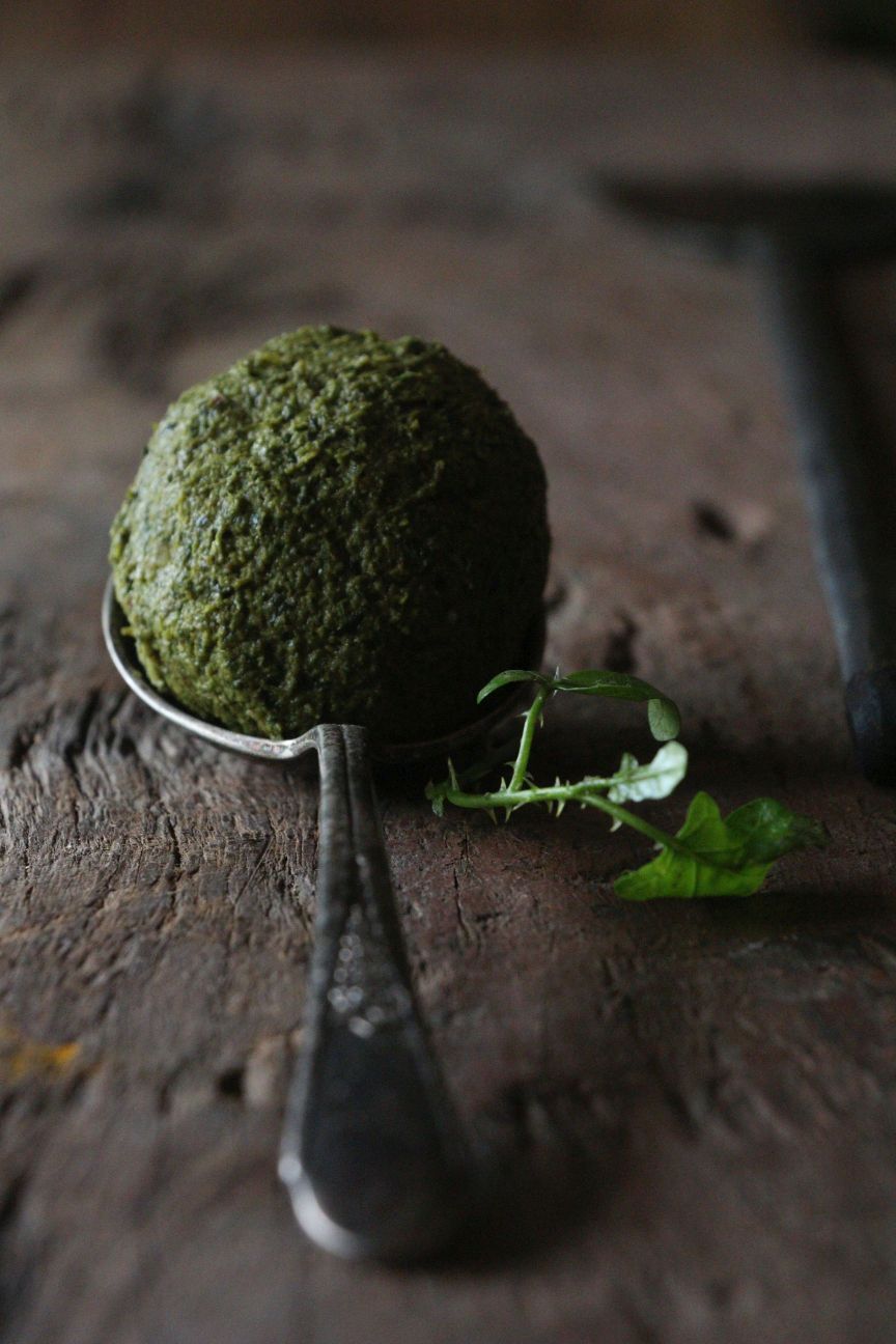 Thoothuvalai Thuvaiyal, or vera-level messenger greens chutney • Pâticheri